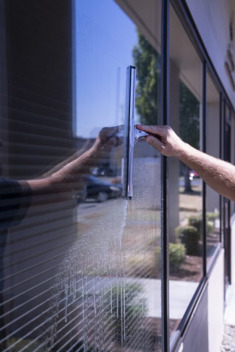 The Benefits of Commercial Window Cleaning Services | Cleanstart ...